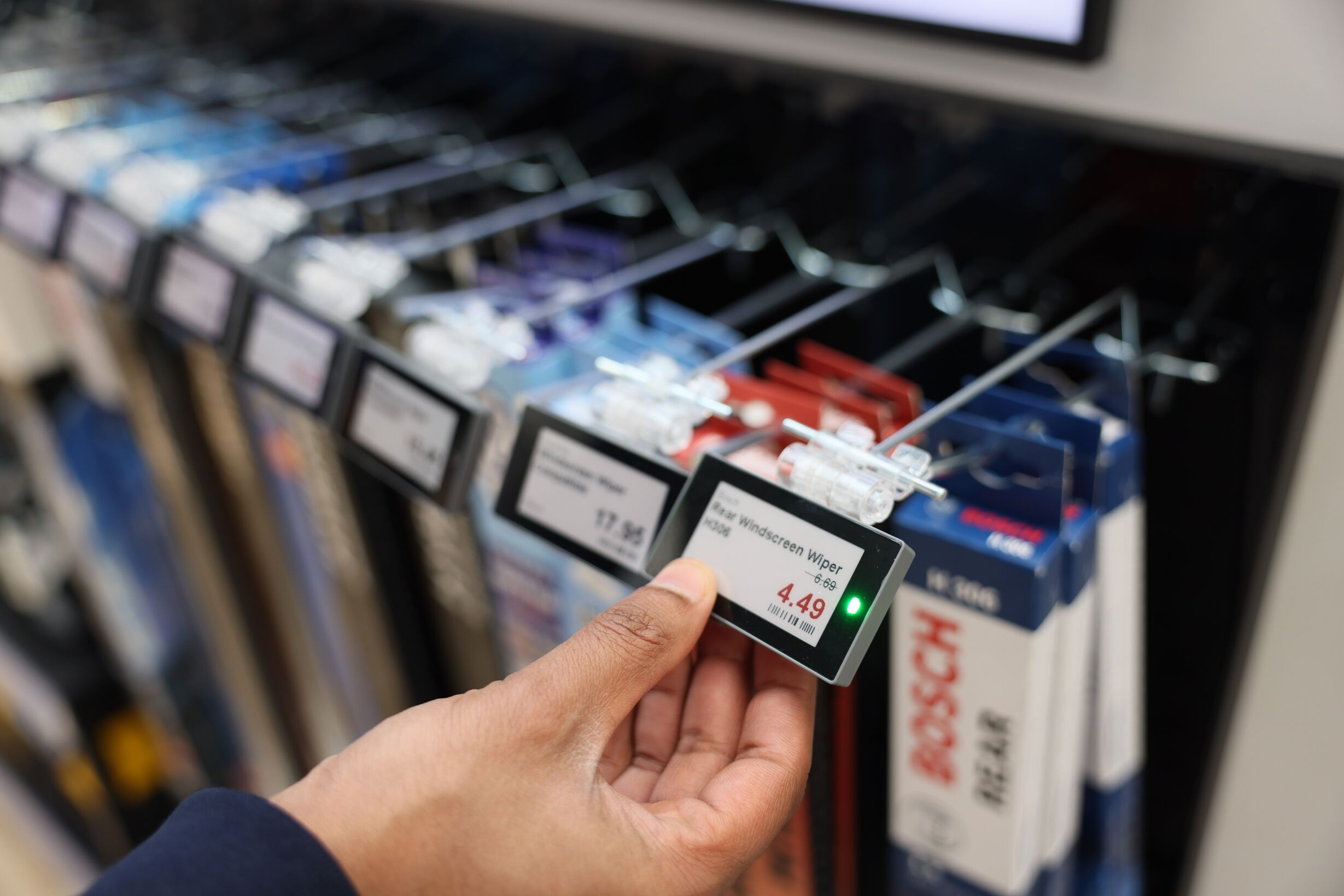 Electronic Shelf Labeling in Retail Stores | SOLUM Blog